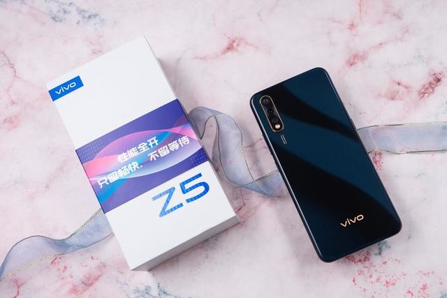 vivo Z5极速幻影新配色，千元做工不纠结-中关村在线头条