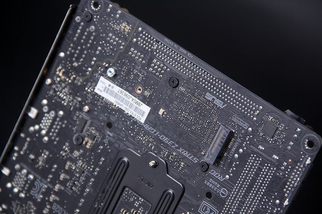 鞋盒ITX机箱— FORMULA X1装机展示-中关村在线头条