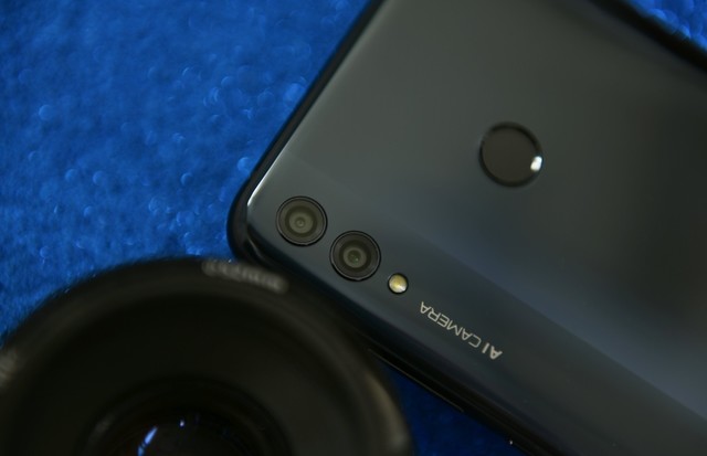 给老爸买的荣耀8X MAX 自己先用上了 屏幕完美-中关村在线头条