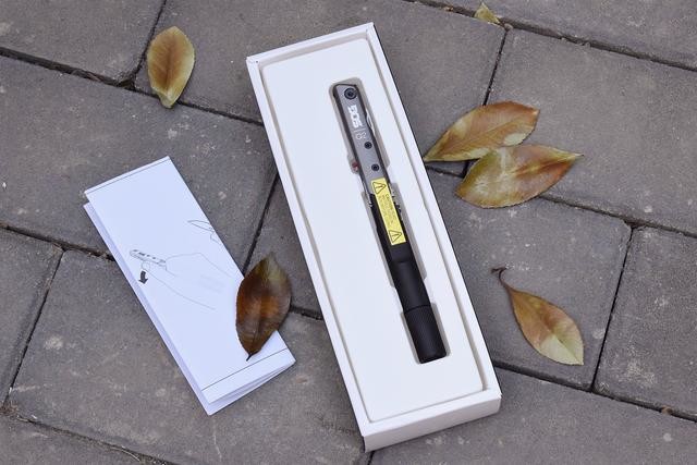 SOG索格Q2多功能战术笔形折叠刀具体验-中关村在线头条