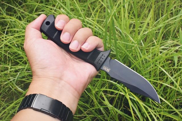 简单好用！——SOG Mini海豹E37M直刀体验-中关村在线头条
