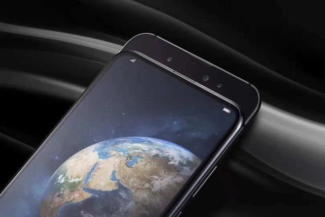 全球首款AI魔法全视屏手机荣耀Magic2-中关村在线头条