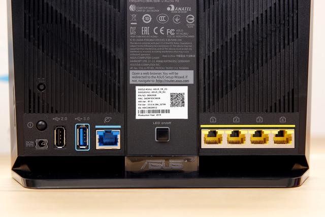 华硕双频路由器RT-AC86U 2900M 开箱-中关村在线头条