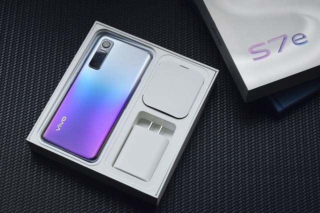 vivo S7e手机体验：轻薄5G 自拍三摄成像稳-中关村在线头条
