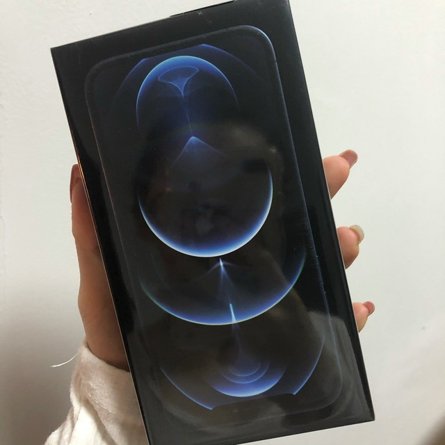 iPhone12Pro这个外观包装还是很高大上的-中关村在线头条