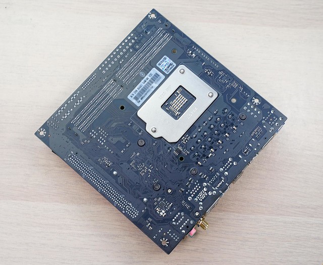 B460-ITX主板选购攻略和七彩虹B460I开箱-中关村在线头条