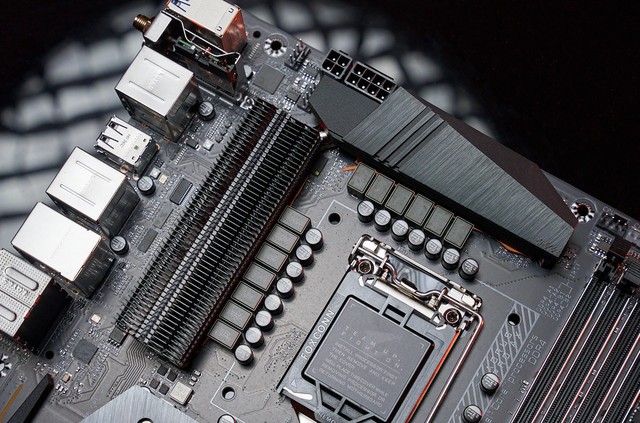 技嘉Z590 AORUS PRO AX小雕PRO-中关村在线头条