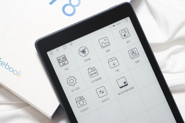 博阅Likebook P78电子阅读器开箱-中关村在线头条