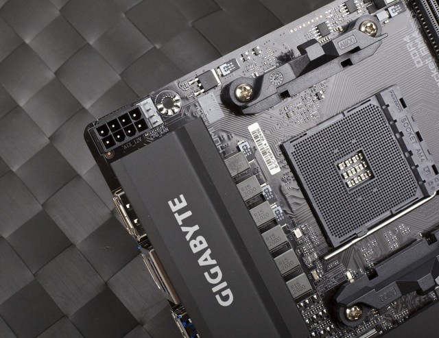 实用和稳定至上，技嘉A520I AC主板开箱体验-中关村在线头条